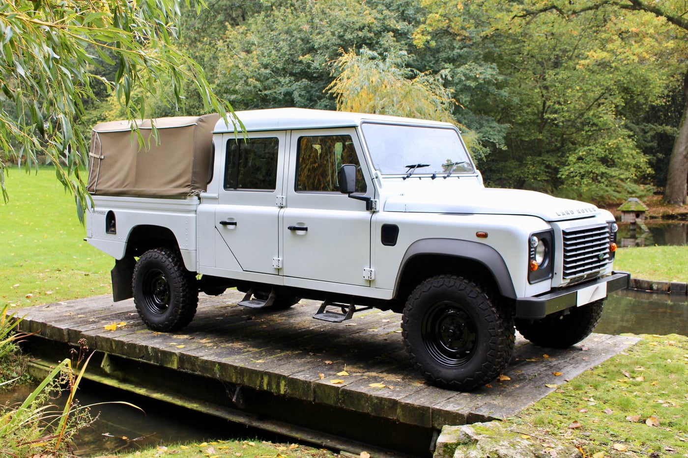 Land Rover Archives - Squire Editions Limited